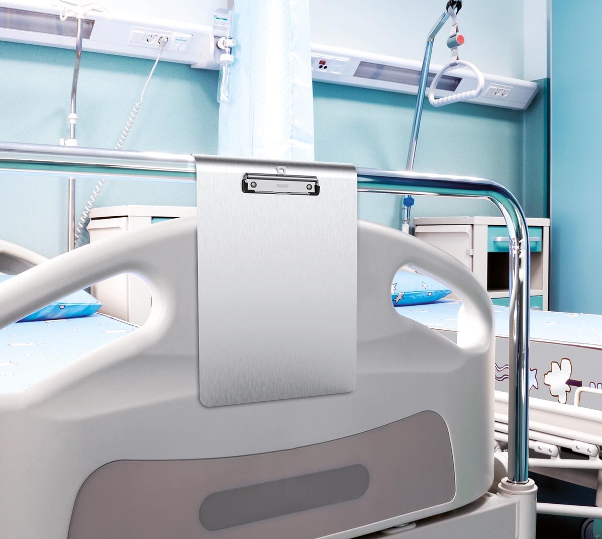 MAUL klemplaat aluminium Medic A4 staand, rond gebogen ophanging aan de ...